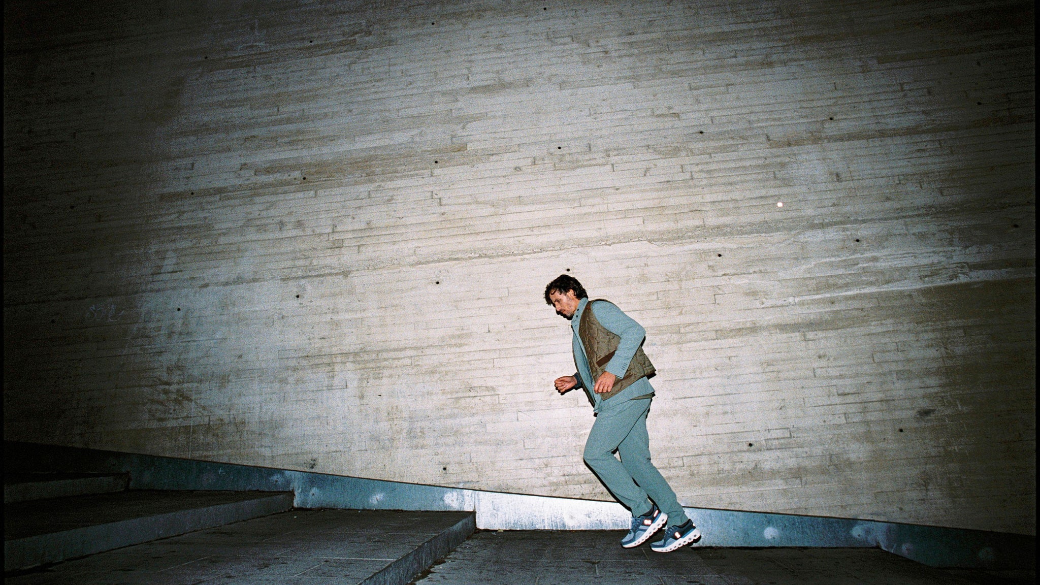 Men's Elegant Clothing - Elegance Meets Performance | SEASE