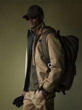 Men's Elegant Clothing - Elegance Meets Performance | SEASE